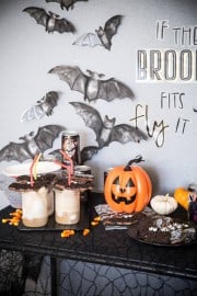 Halloween Root Beer Floats - The Seaside Baker