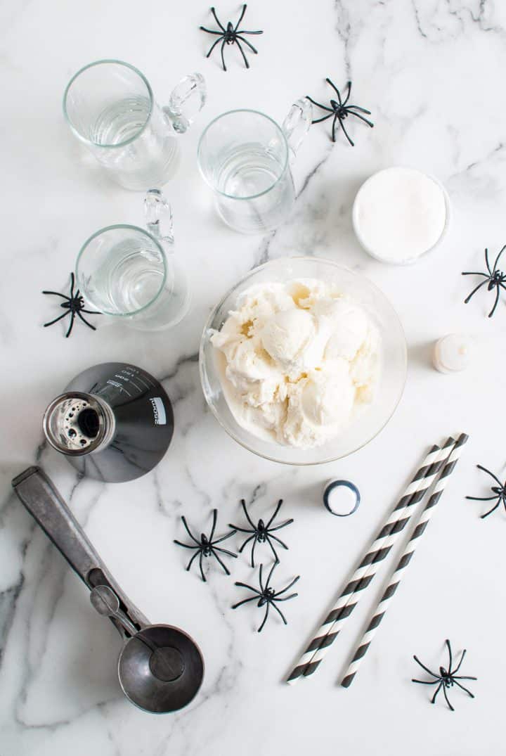 Halloween Root Beer Floats - The Seaside Baker