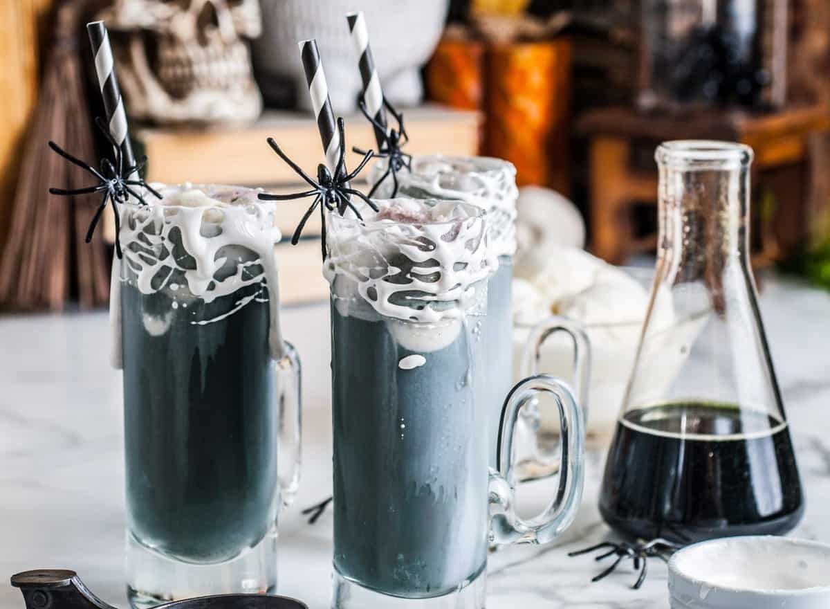Halloween Root Beer Floats - The Seaside Baker