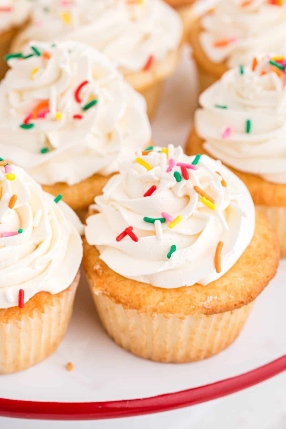 White Cupcakes - The Seaside Baker