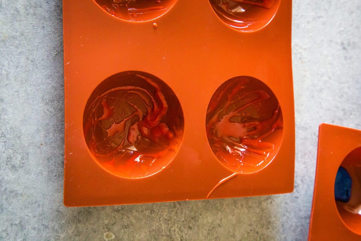 EyeBall Hot Cocoa Bombs + Video - The Seaside Baker