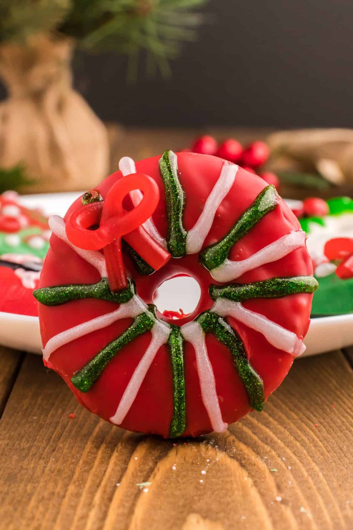 No-Bake Fudge Stripe Christmas Wreath Cookies - The Seaside Baker