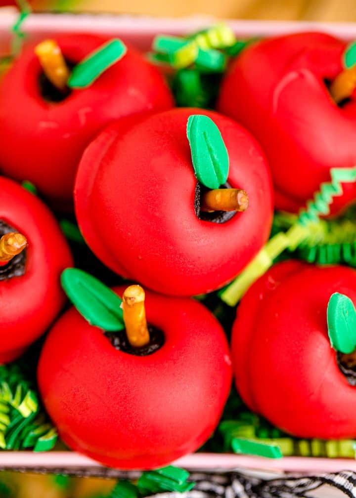 Oreo Apple Balls- Back to School Treats - The Seaside Baker